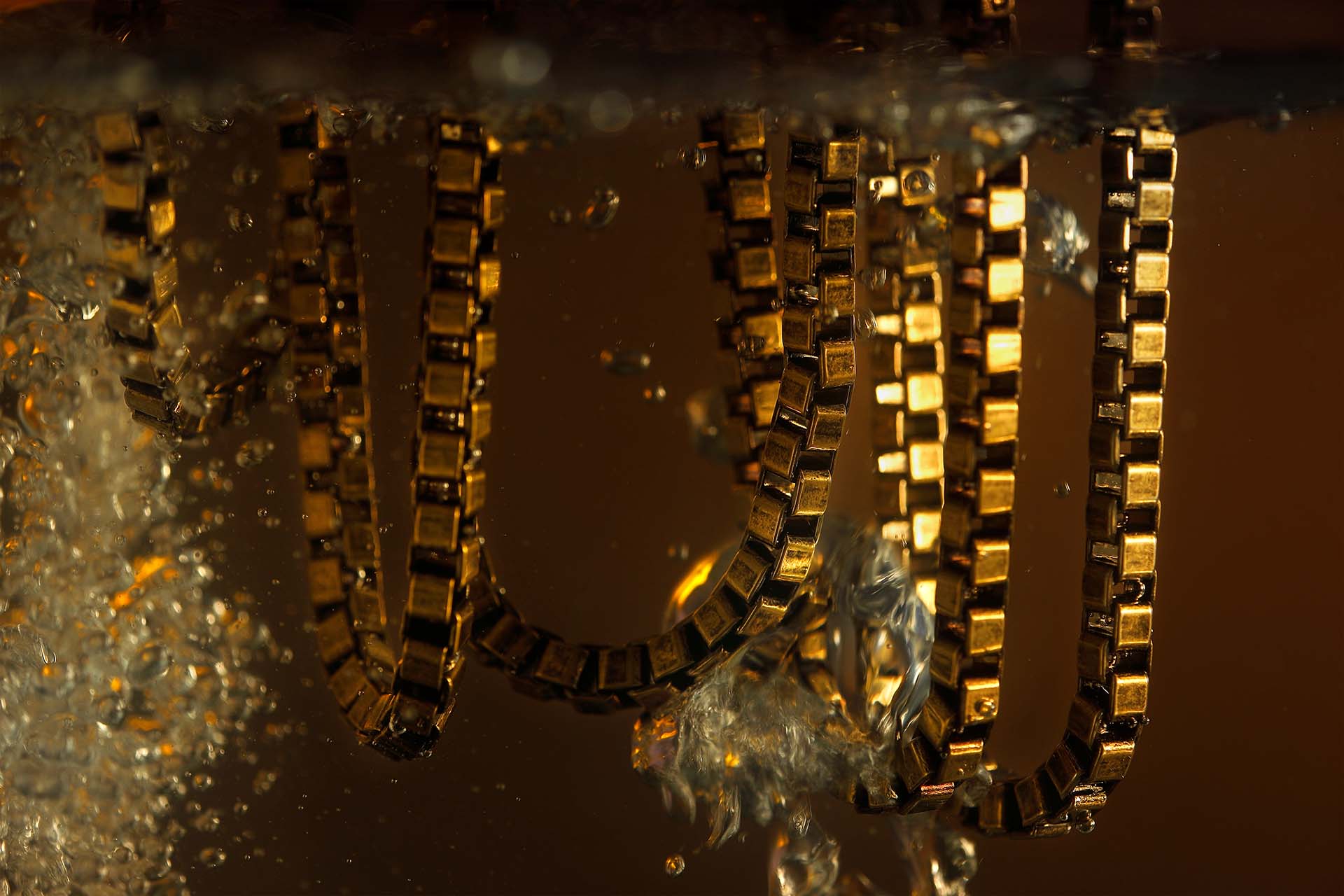 Galvanic – Lem Galvanica